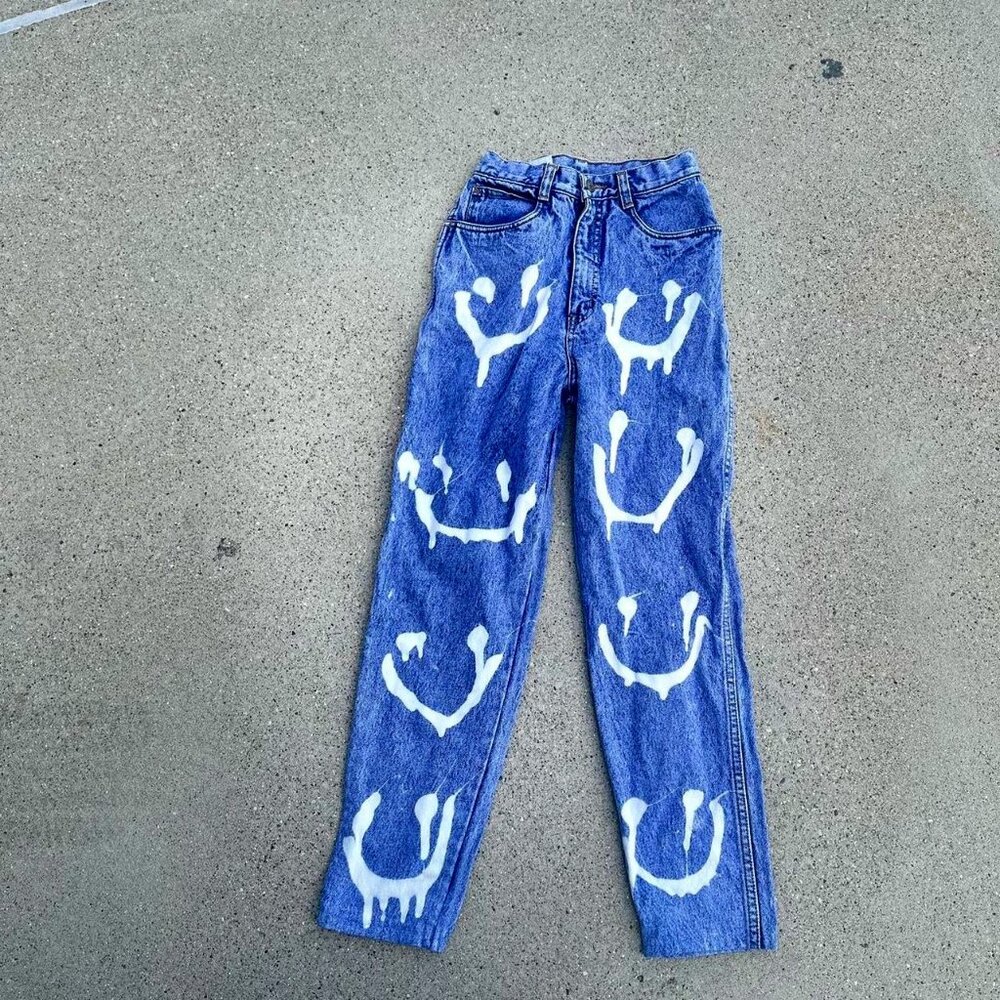 Custom Bleach Dyed Smileys Vintage 90s Bill Blass Aci… - Gem